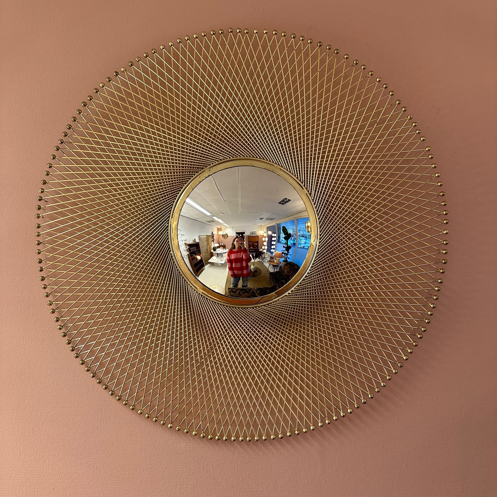 BIG metal sunburst mirror with fisheye – Vintage Pareltjes